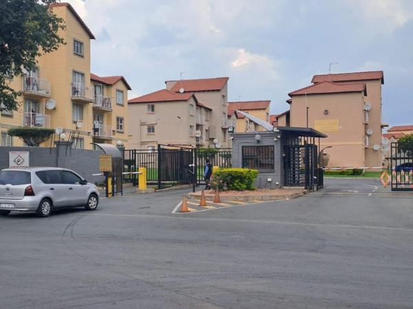 Property for sale by Sarla Ahmed