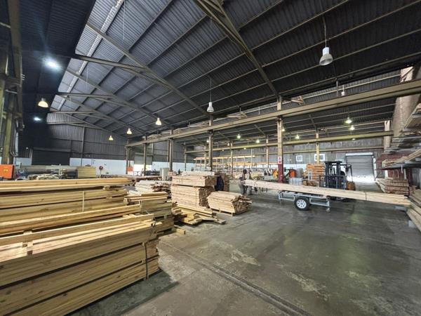2 600 m² Industrial space to rent in Jet Park | RR4586279 | Private ...