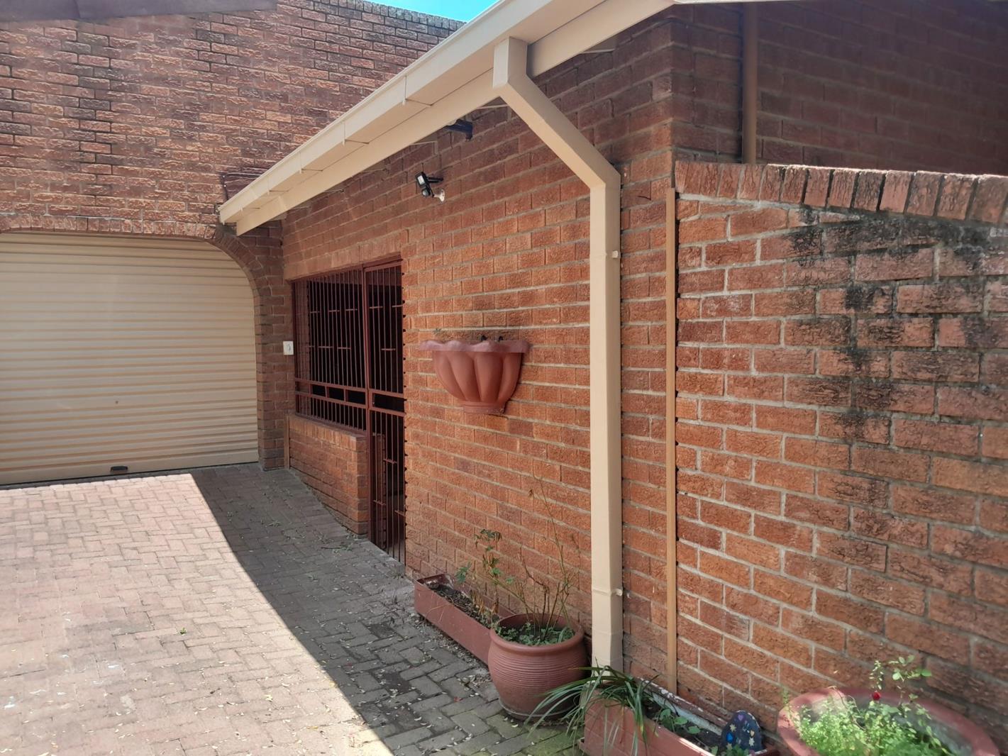 3 Bedroom Townhouse to rent in Bethlehem Central | RR4586520 | Private ...