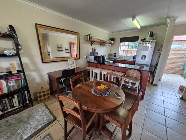 2 Bedroom Townhouse for sale in The Reeds | T5354448 | Private Property