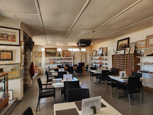 300 m² Commercial space for sale in Nieuwoudtville | T5360027 | Private ...