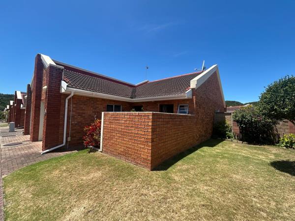 2 Bedroom Simplex for sale in Blue Bend | T5362299 | Private Property