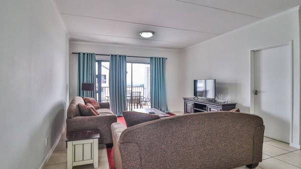 2 Bedroom Apartment for sale in Greenstone Hill | T5362367 | Private ...