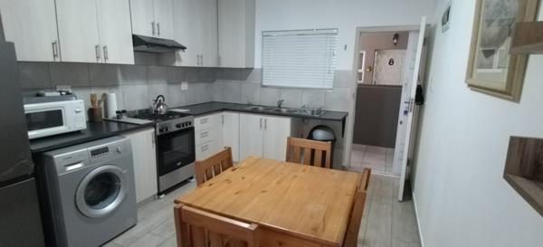 2 Bedroom Flat to rent in Diaz Beach | RR4592153 | Private Property