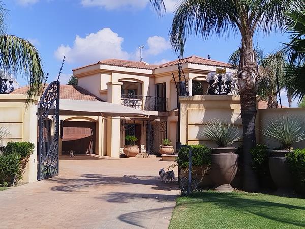 5 Bedroom House for sale in Christiana | T5363363 | Private Property