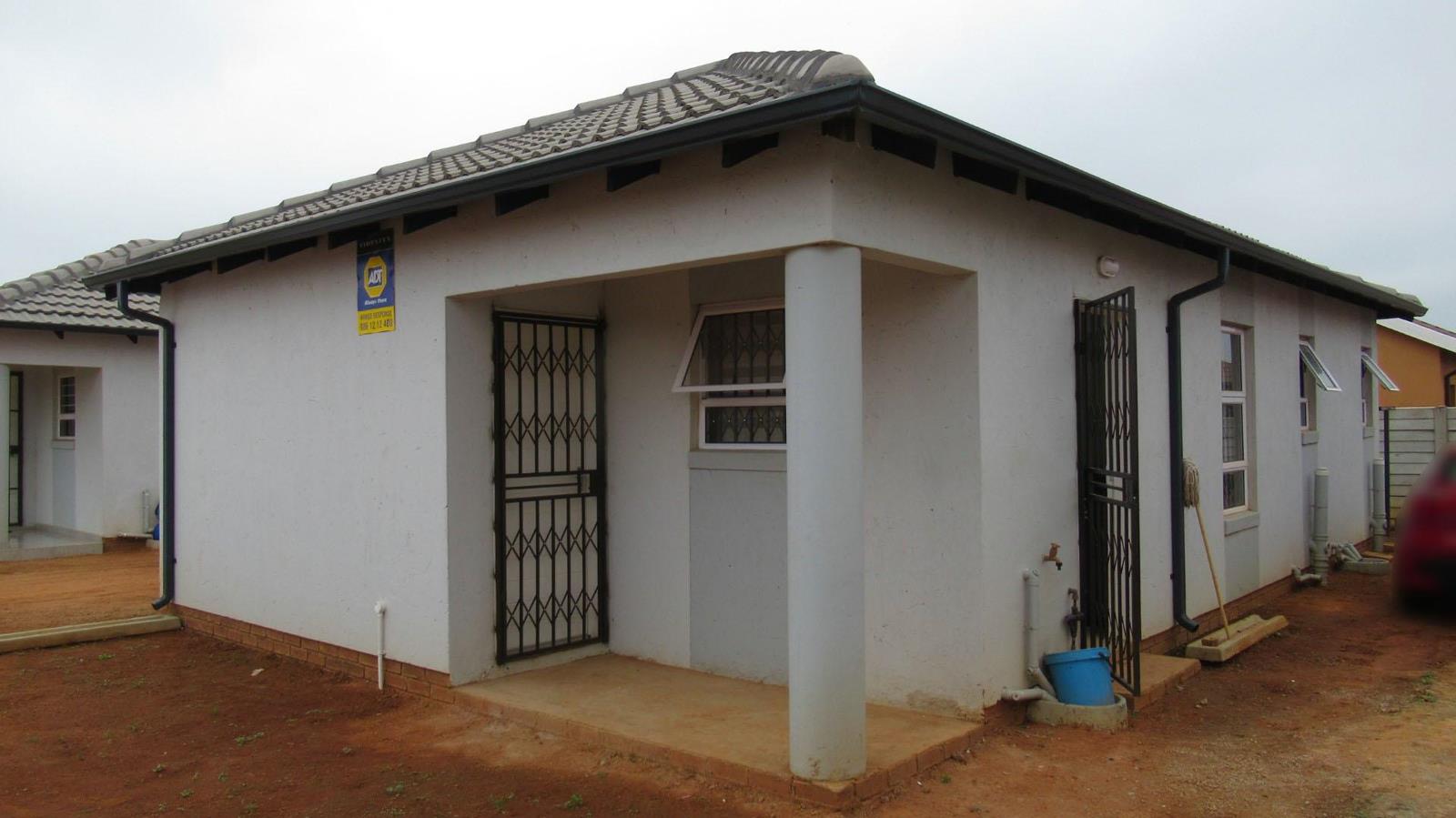 3 Bedroom House for sale in Crystal Park | T5363739 | Private Property