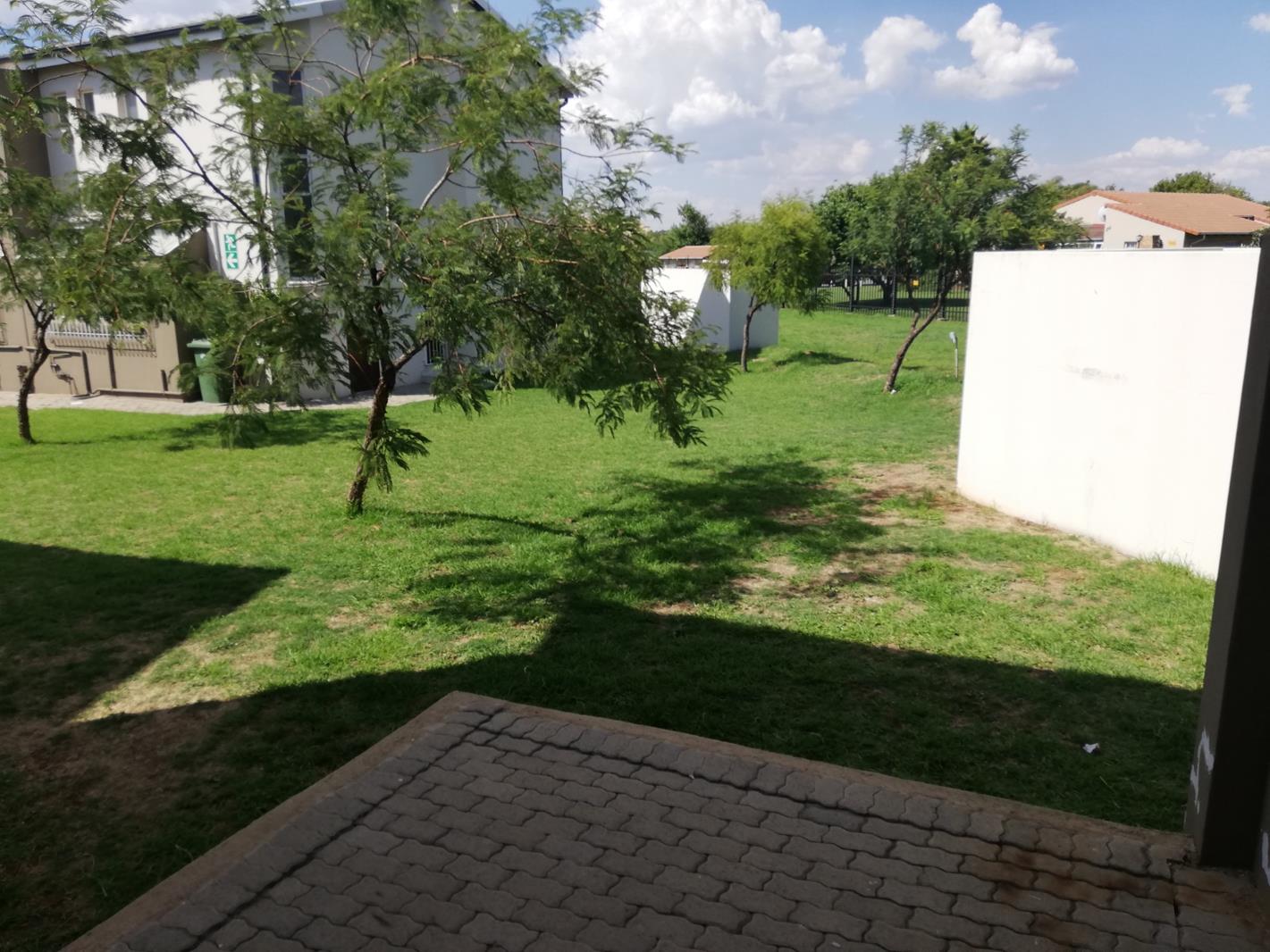 2 Bedroom House to rent in Elspark | RR4592905 | Private Property