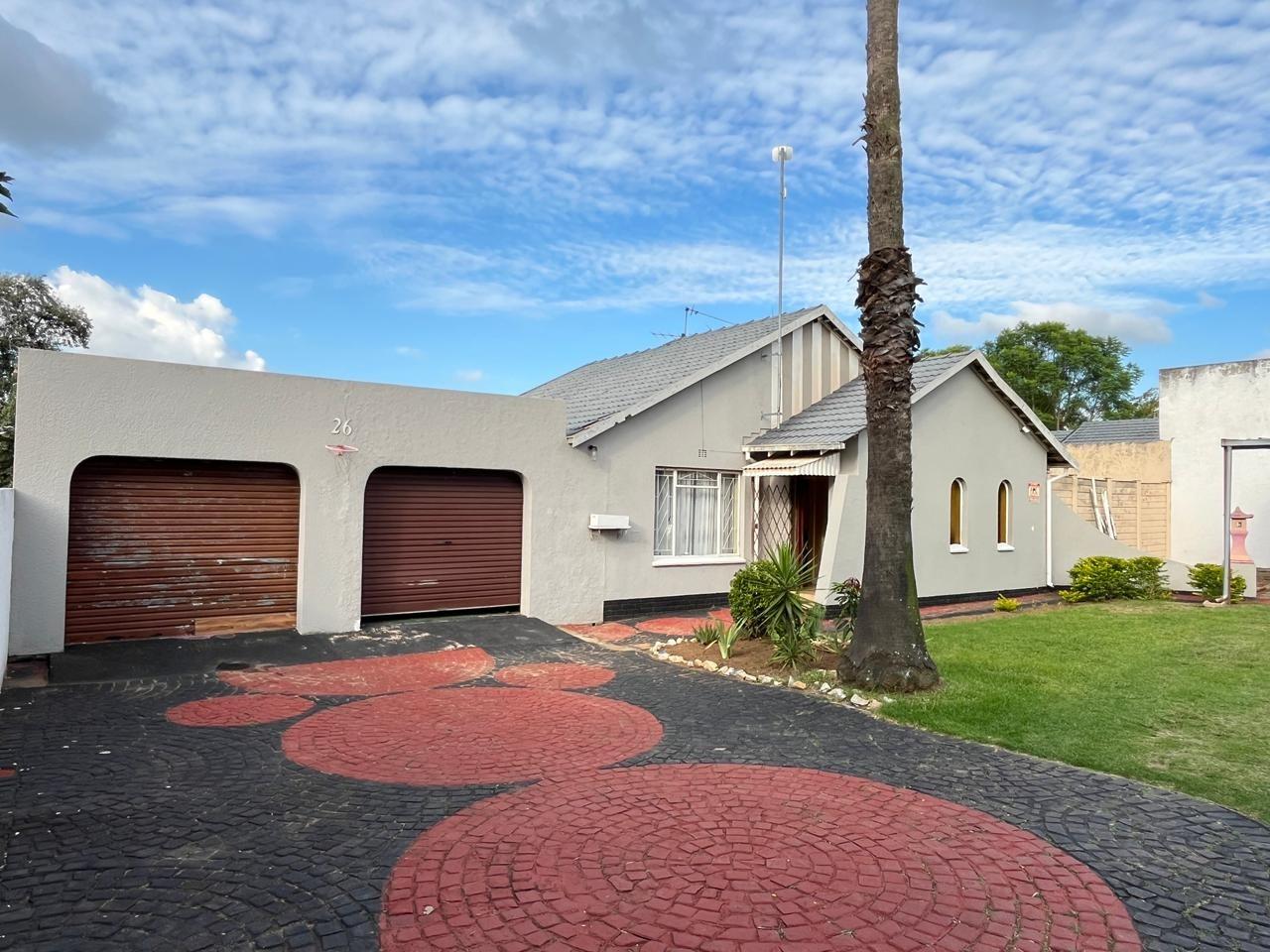 3 Bedroom House for sale in Norkem Park | T5364146 | Private Property