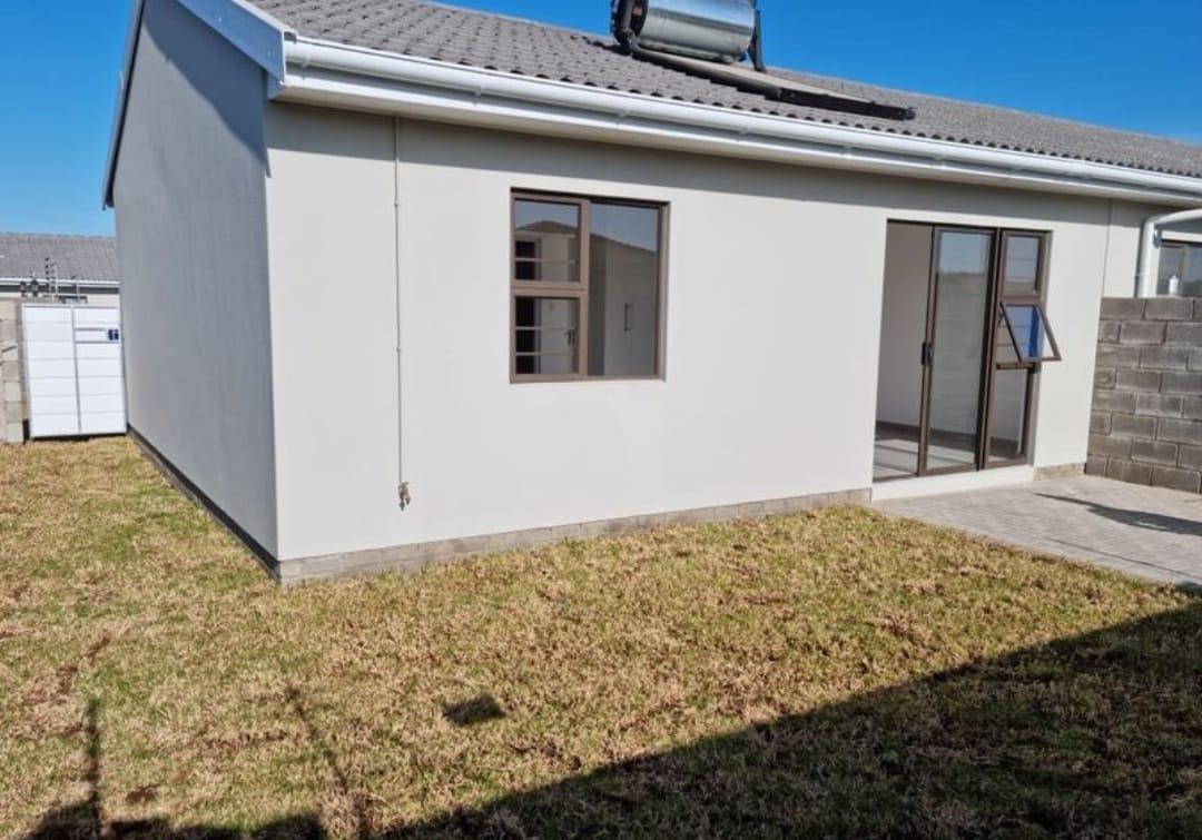 2 Bedroom Townhouse to rent in Gonubie | RR4593151 | Private Property