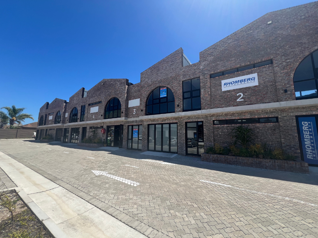 72 m² Commercial space to rent in Fairview | RR4593493 | Private Property