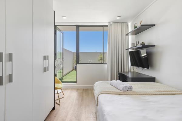 Studio Apartment for sale in Woodstock | T5365871 | Private Property