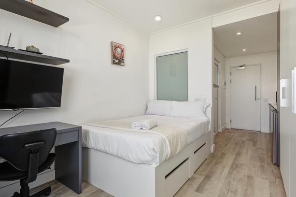 Studio Apartment for sale in Woodstock | T5365871 | Private Property