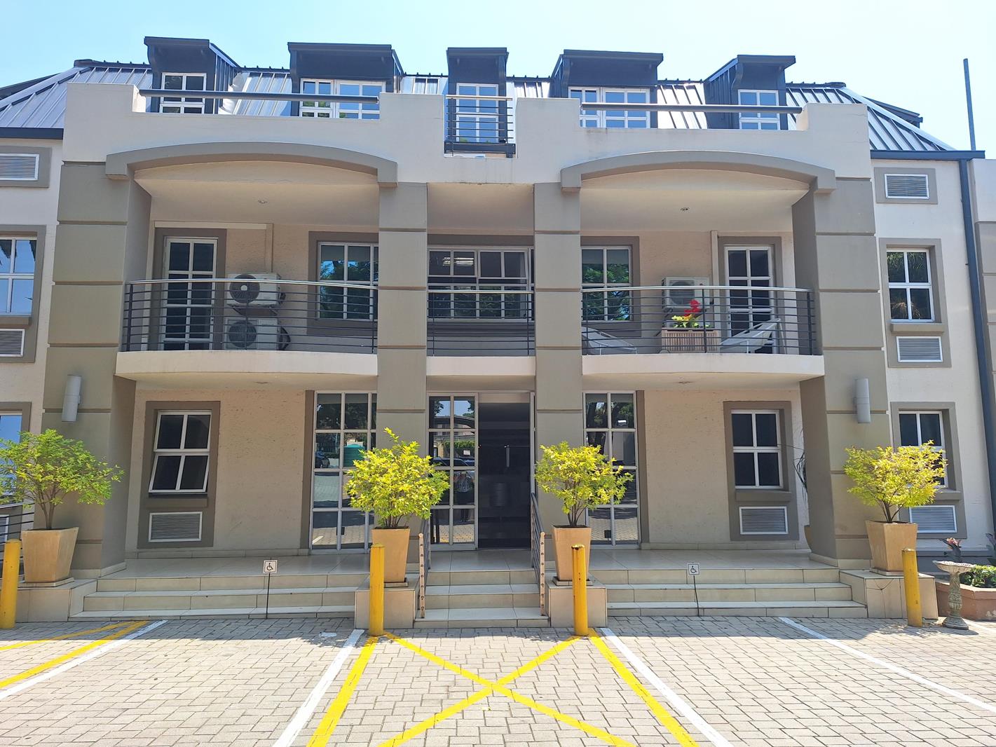 250 m² Commercial space to rent in Morningside | RR4594760 | Private ...