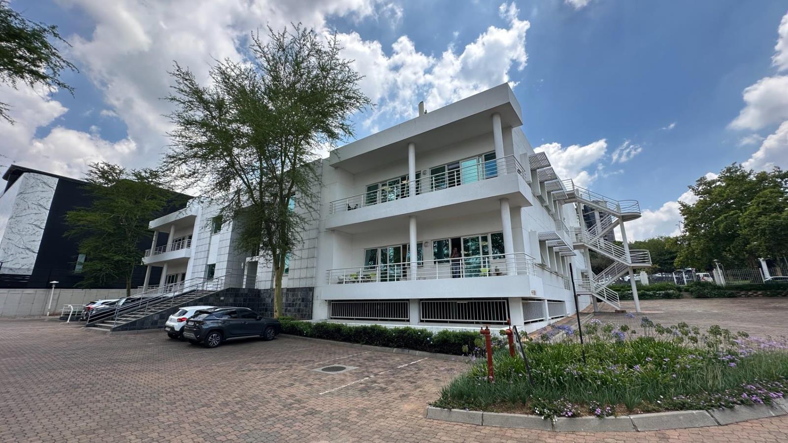 389 m² Office Space to rent in Sandton Central | RR4595781 | Private ...