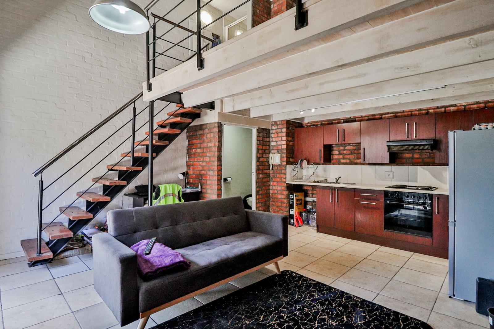 1 Bedroom Apartment to rent in Cotswold | RR4595799 | Private Property