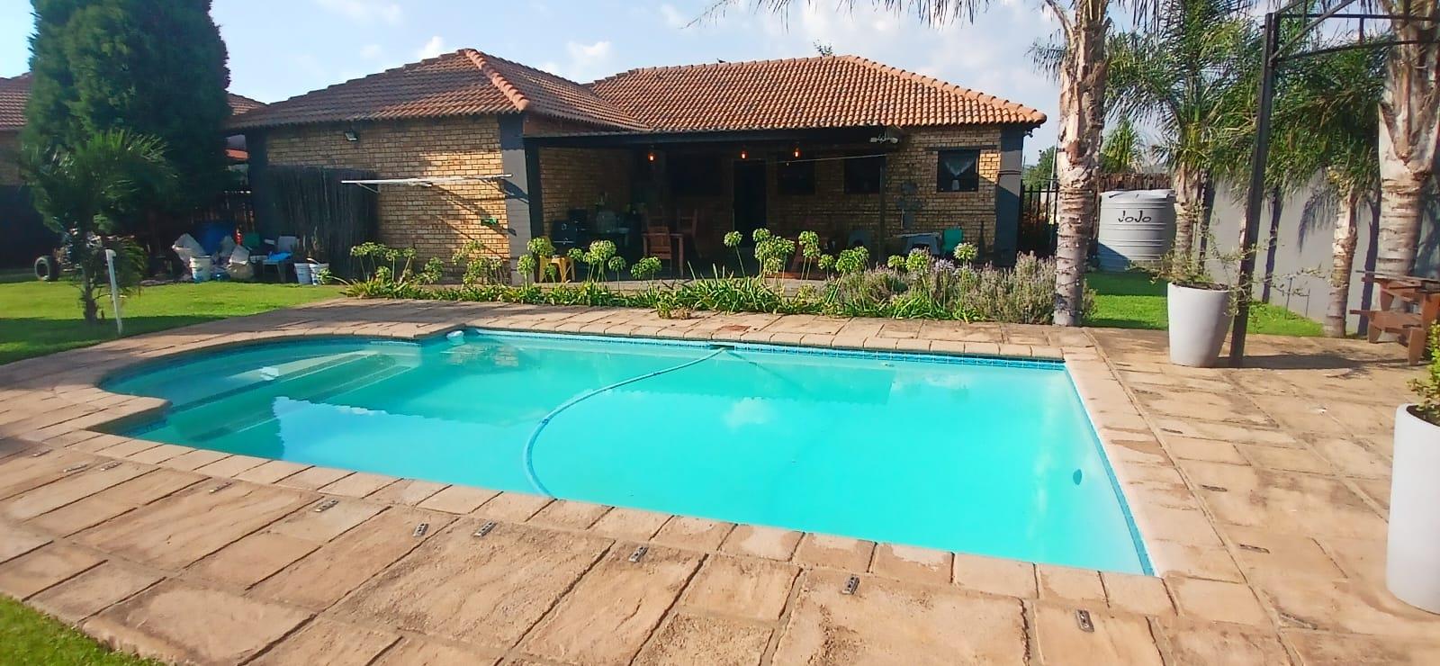 3 Bedroom House for sale in Fochville | T5383949 | Private Property