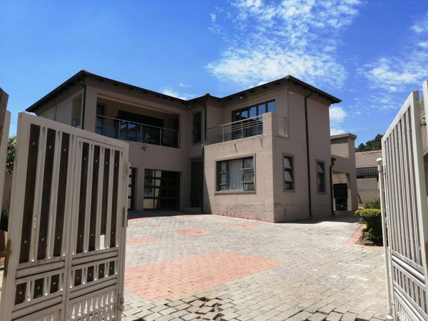 5 Bedroom House for sale in Meredale | T5385577 | Private Property