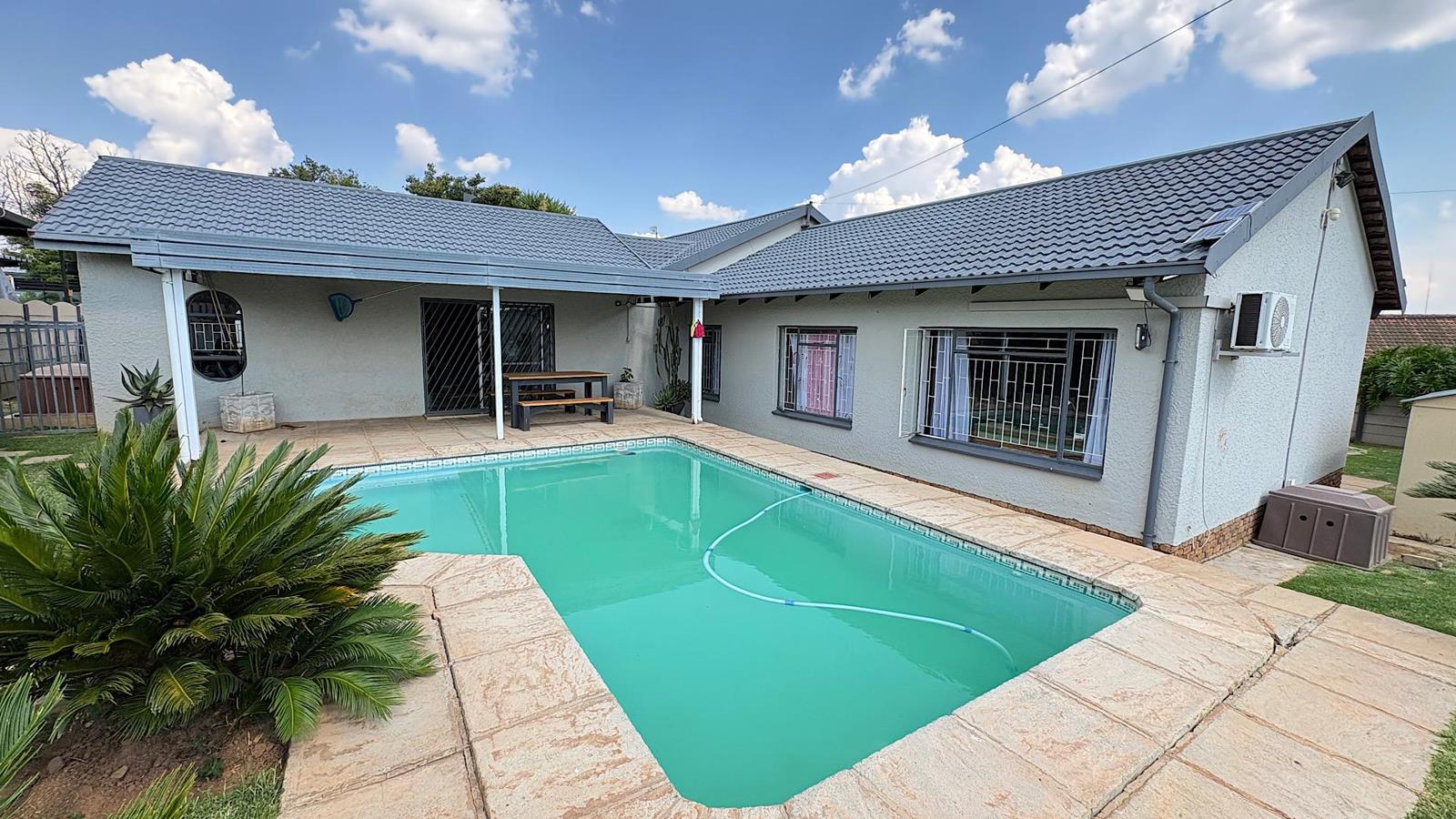 3 Bedroom House for sale in Fochville | T5390707 | Private Property