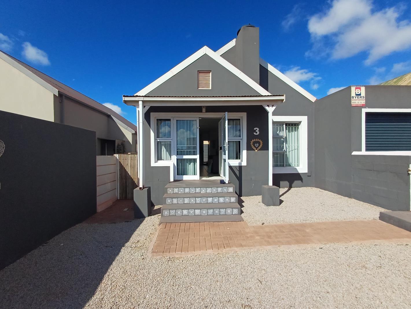 2 Bedroom House for sale in Vredenburg | T5402049 | Private Property
