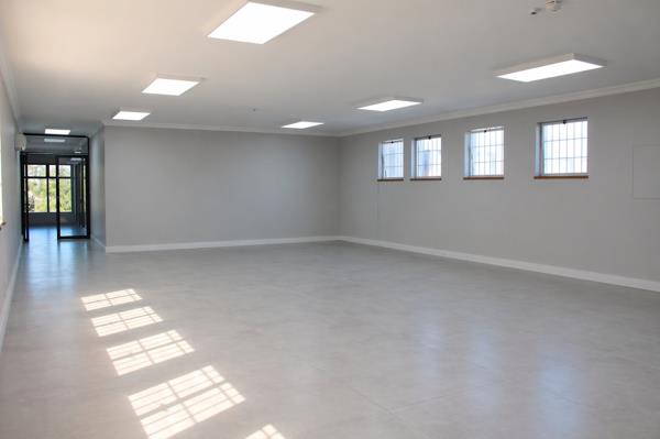 111 m² Commercial space to rent in Dormehlsdrift | RR4658357 | Private ...