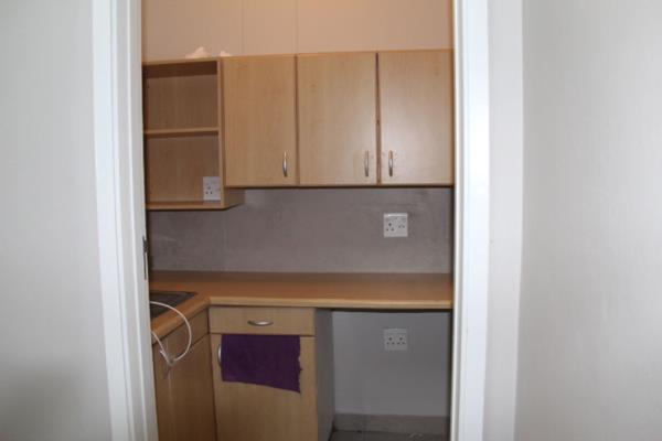 111 m² Commercial space to rent in Dormehlsdrift | RR4658357 | Private ...