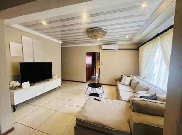 3 Bedroom House for sale in The Orchards | T5486088 | Private Property
