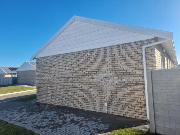 3 Bedroom House for sale in Fairview | T5487276 | Private Property