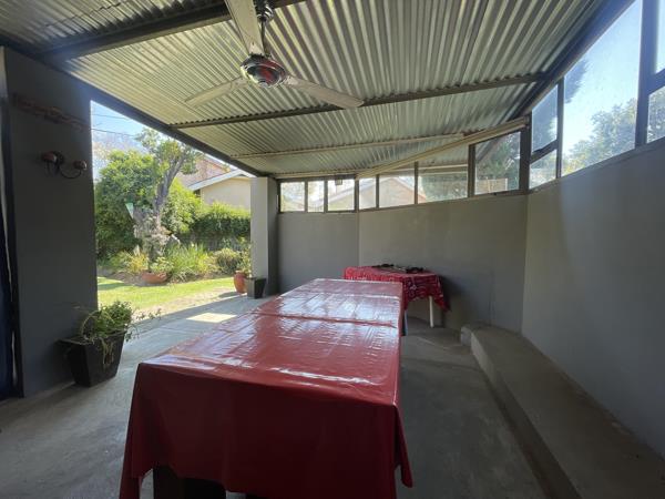 3 Bedroom House for sale in Pioneer Park | T5491801 | Private Property