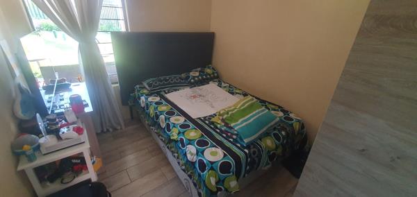 3 Bedroom Townhouse to rent in Sundowner | RR4682975 | Private Property