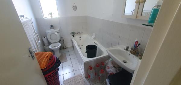 3 Bedroom Townhouse to rent in Sundowner | RR4682975 | Private Property