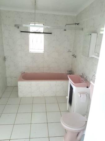 Studio apartment to rent in Athlone | RR4687696 | Private Property
