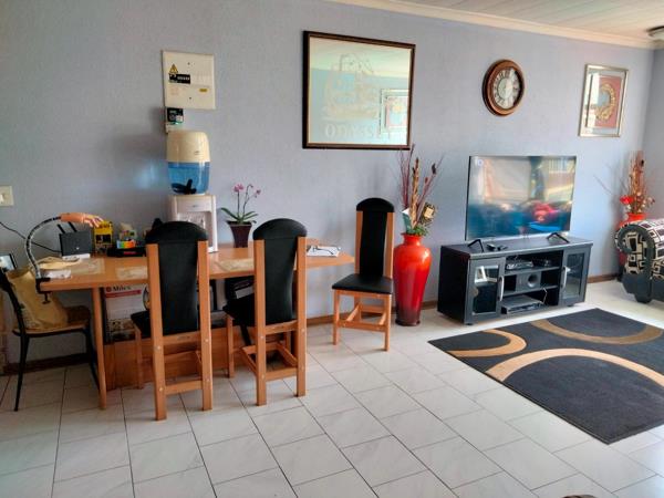 3 Bedroom Apartment for sale in Horizon View | T5505926 | Private Property