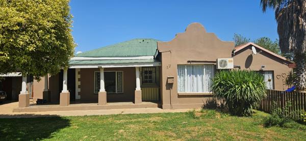 3 Bedroom House for sale in Lichtenburg | T5511157 | Private Property