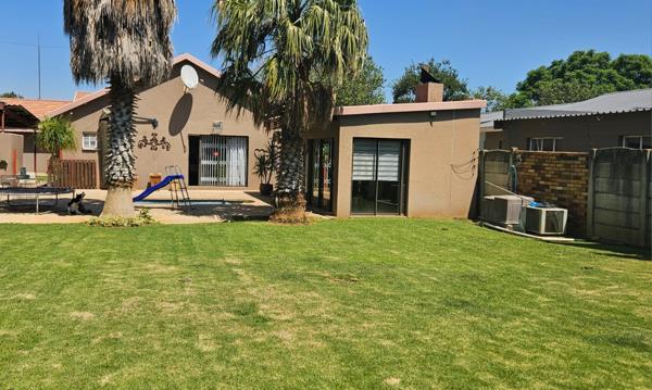 3 Bedroom House for sale in Lichtenburg | T5511157 | Private Property