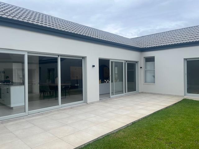 2 Bedroom House to rent in Sheffield Beach | RR4693526 | Private Property