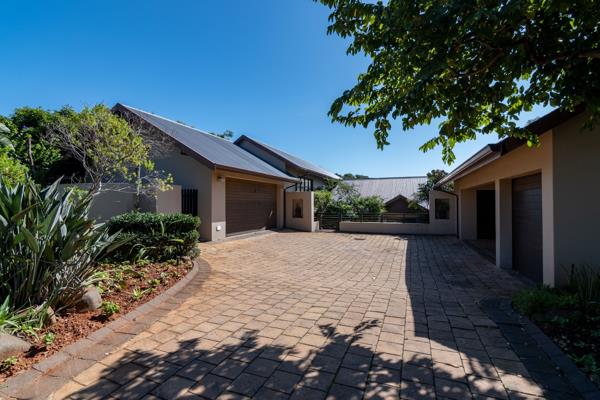 4 Bedroom House for sale in Simbithi Estate | T5517073 | Private Property