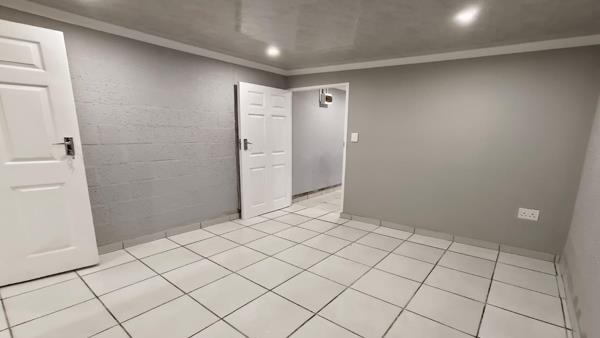 1 Bedroom Flat to rent in Amandelsig | RR4699084 | Private Property