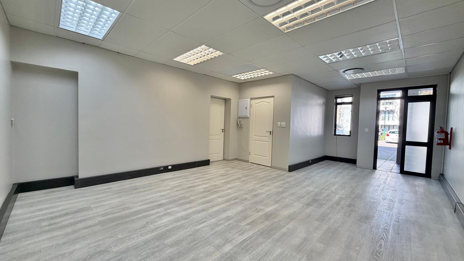 43 m² Commercial space to rent in Paardevlei | RR4701259 | Private Property