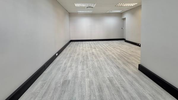 43 m² Commercial space to rent in Paardevlei | RR4701259 | Private Property
