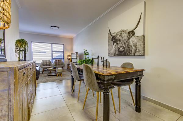 3 Bedroom Duplex for sale in Glen Eagle Estate | T5523789 | Private ...