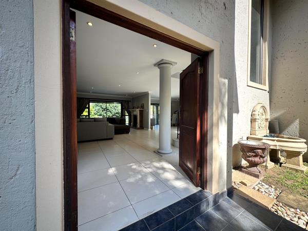 5 Bedroom House for sale in La Lucia | T5526747 | Private Property