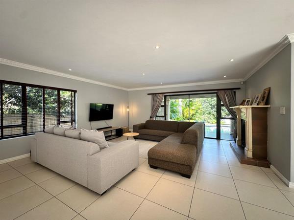 5 Bedroom House for sale in La Lucia | T5526747 | Private Property