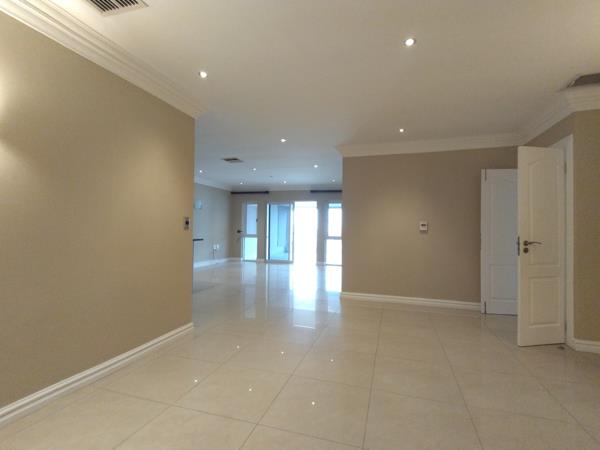 3 Bedroom Apartment to rent in La Lucia | RR4704274 | Private Property