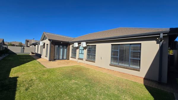 4 Bedroom Townhouse for sale in Secunda | T5528069 | Private Property