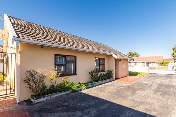 3 Bedroom House for sale in Lotus River | T5528376 | Private Property
