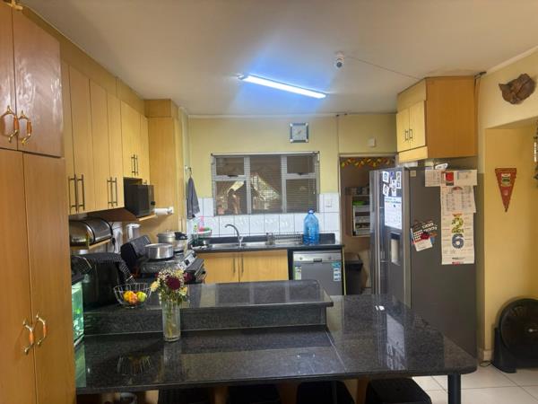 3 Bedroom Apartment for sale in Parlock | T5530113 | Private Property