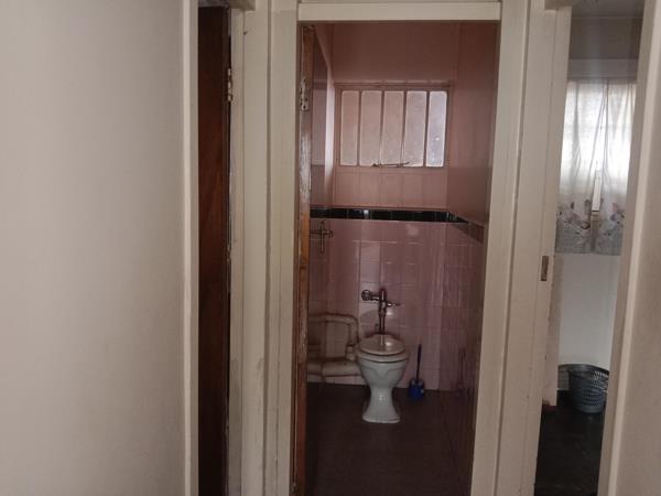 2 Bedroom Apartment for sale in Braamfontein | T5530588 | Private Property