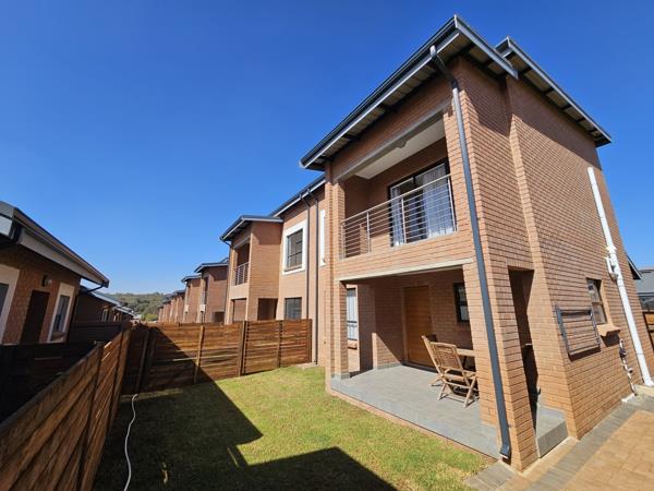 3 Bedroom Duplex to rent in Midstream Estate | RR4706494 | Private Property