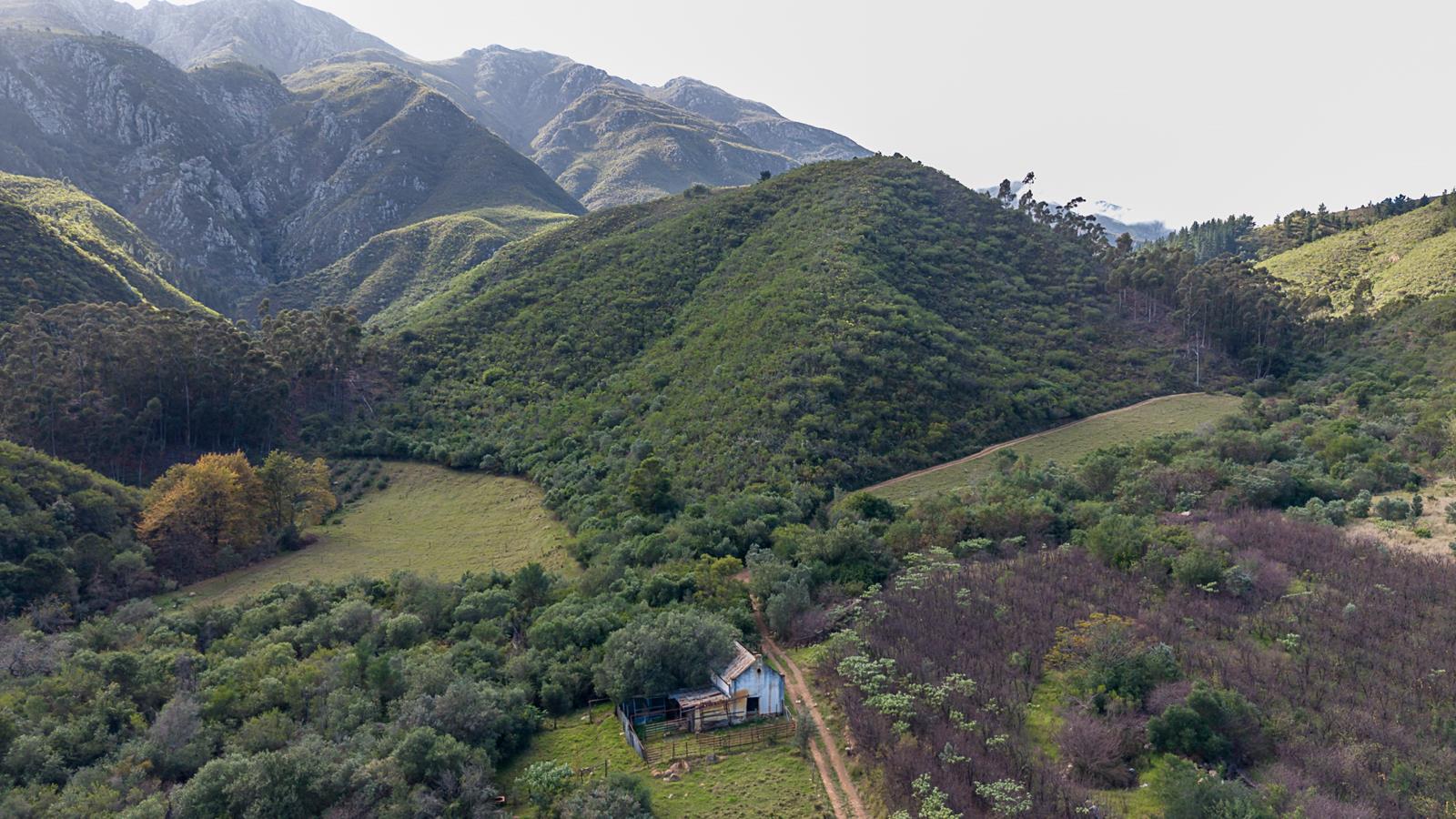 76.2 ha Farm with House for sale in Robertson | T5536545 | Private Property