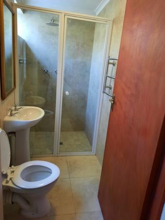 6 Bedroom House to rent in Milnerton Central | RR3365361 | Private Property